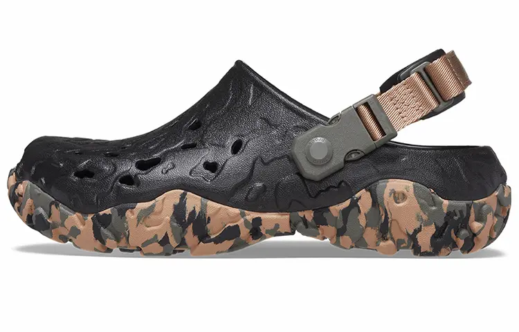 CROCS ALL-TERRAIN ATLAS CLOGS BLACK CORK | AREA 02