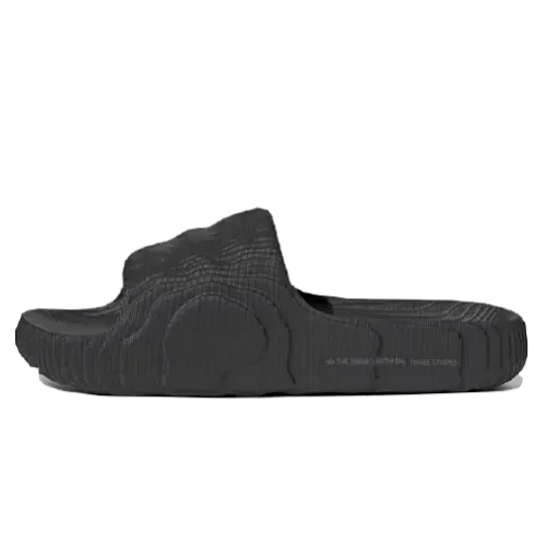 ADILETTE 22 SLIDES BLACK | AREA 02 — 亞洲指標潮流文化交易所